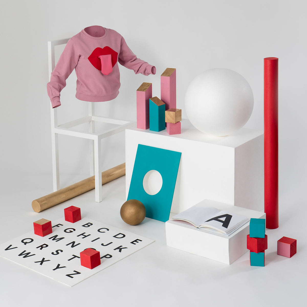 POP UP SET DESIGN – LĀU Clothing